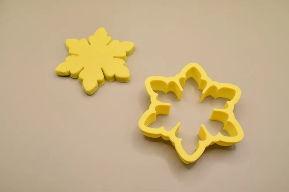 Cozy Snowflake Cookie Cutter – Winter Baking Magic - Free 3D Print ...