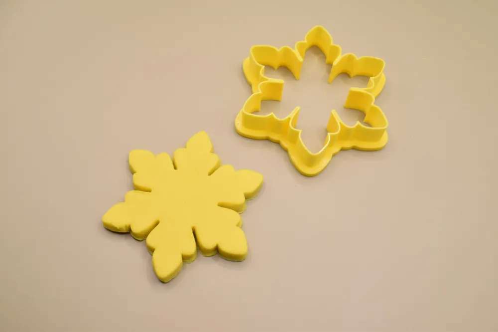 Cozy Snowflake Cookie Cutter – Winter Baking Magic - Free 3D Print ...