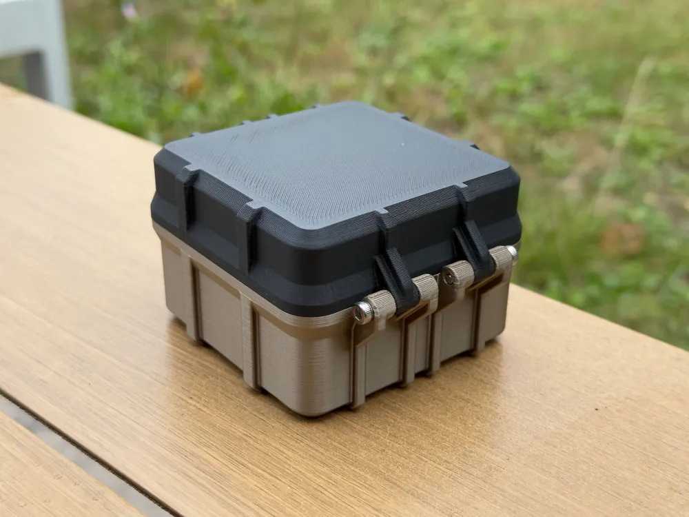 4 x 35mm Film Rugged Travel Box Remixed by MiniMax MakerWorld: Download ...