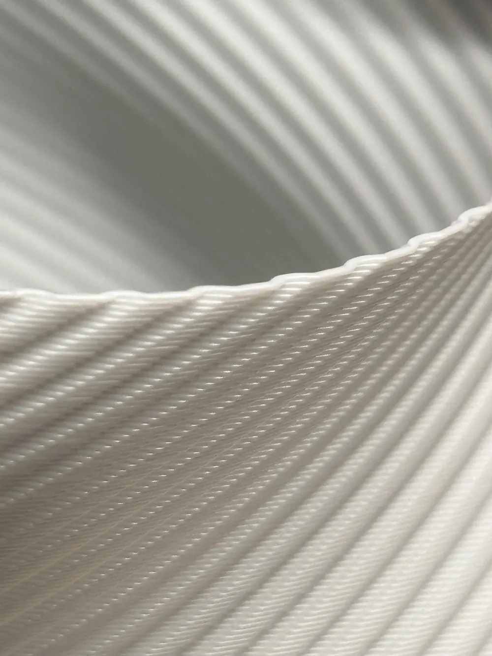 O Vaso Espiral Hélios - Modelo gratuito para impressão 3D - MakerWorld