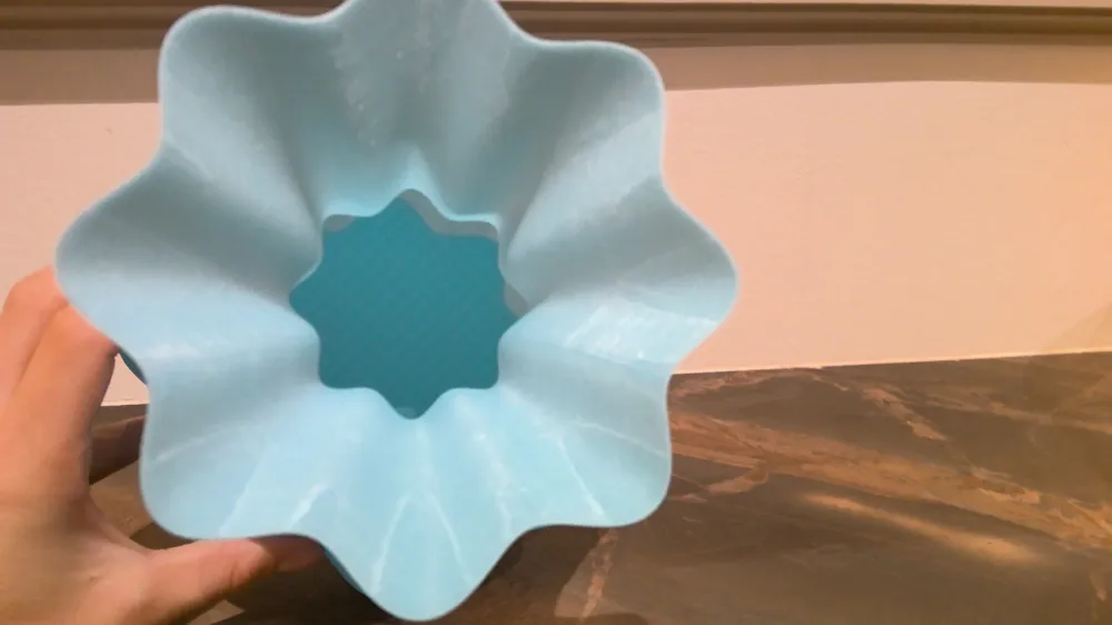 Flower vase by 3d printer MakerWorld: Download Free 3D Models
