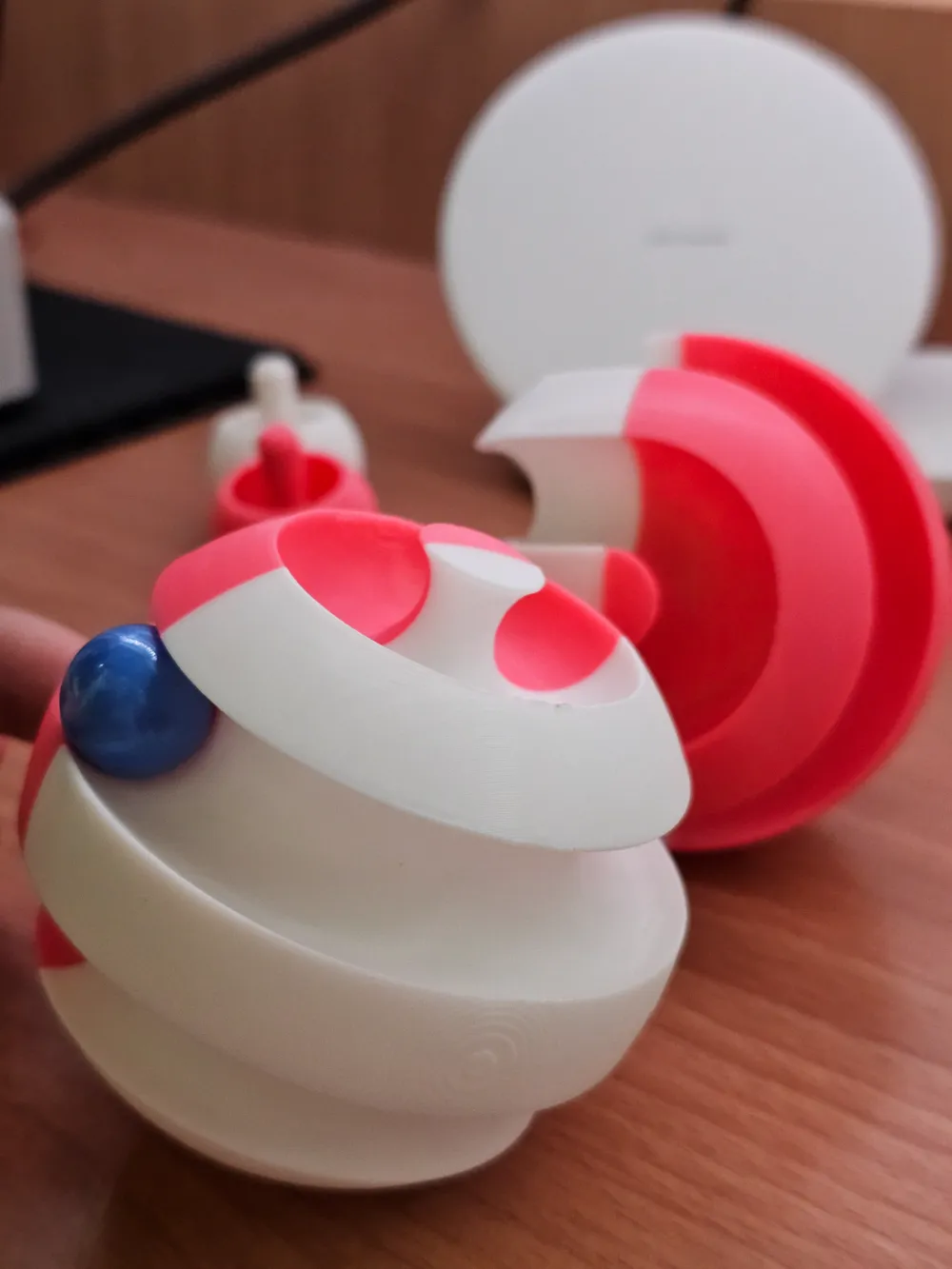 Versa Orb Track Ball by Layerse_3D - MakerWorld