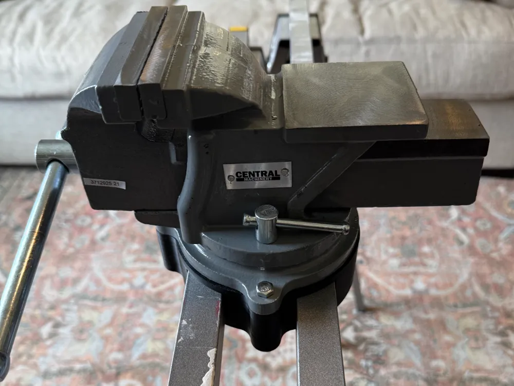 Central Machinery 4" vise adapter by obrien3dprints MakerWorld ...