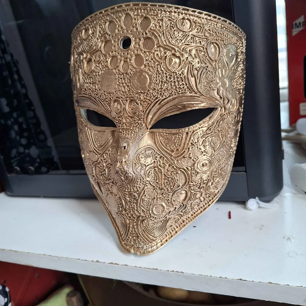Venetian Mask Volto - Free 3D Print Model - MakerWorld