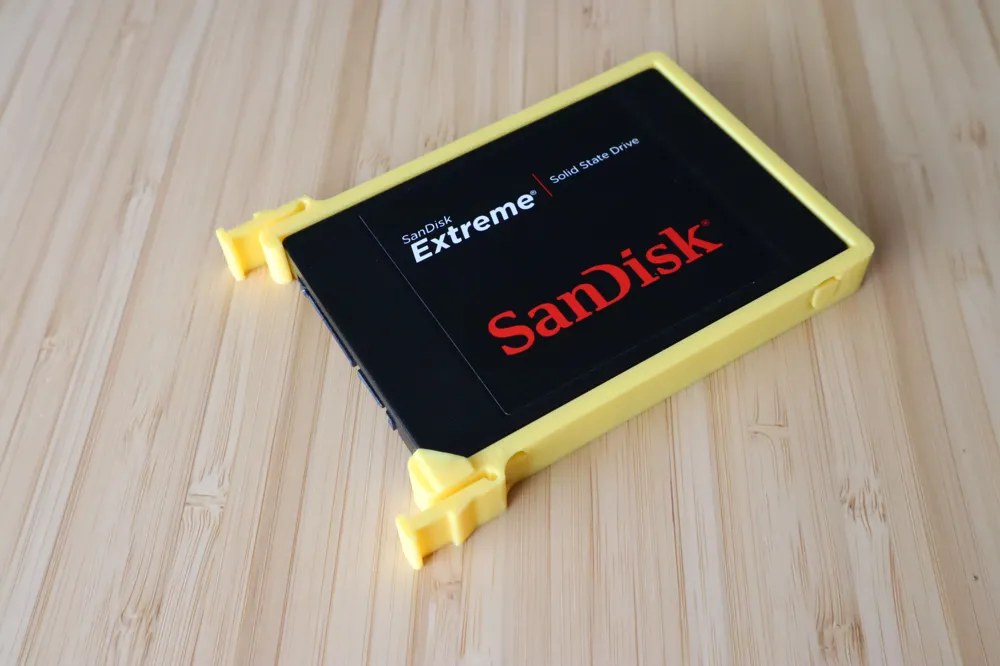 Modular Stackable 2.5" HD/SSD Enclosure by OneMorePrinter MakerWorld ...