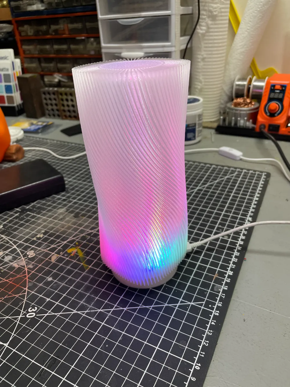 LED Lamp 001 - ESP32 D1 Mini Base by NaiSnikda MakerWorld: Download ...