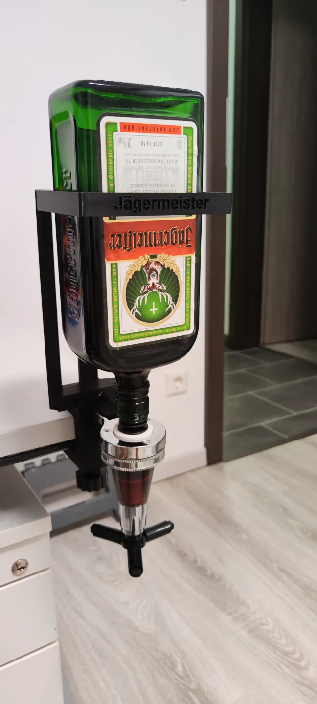 Schnaps Spender Jägermeister by Berschder.mario - MakerWorld