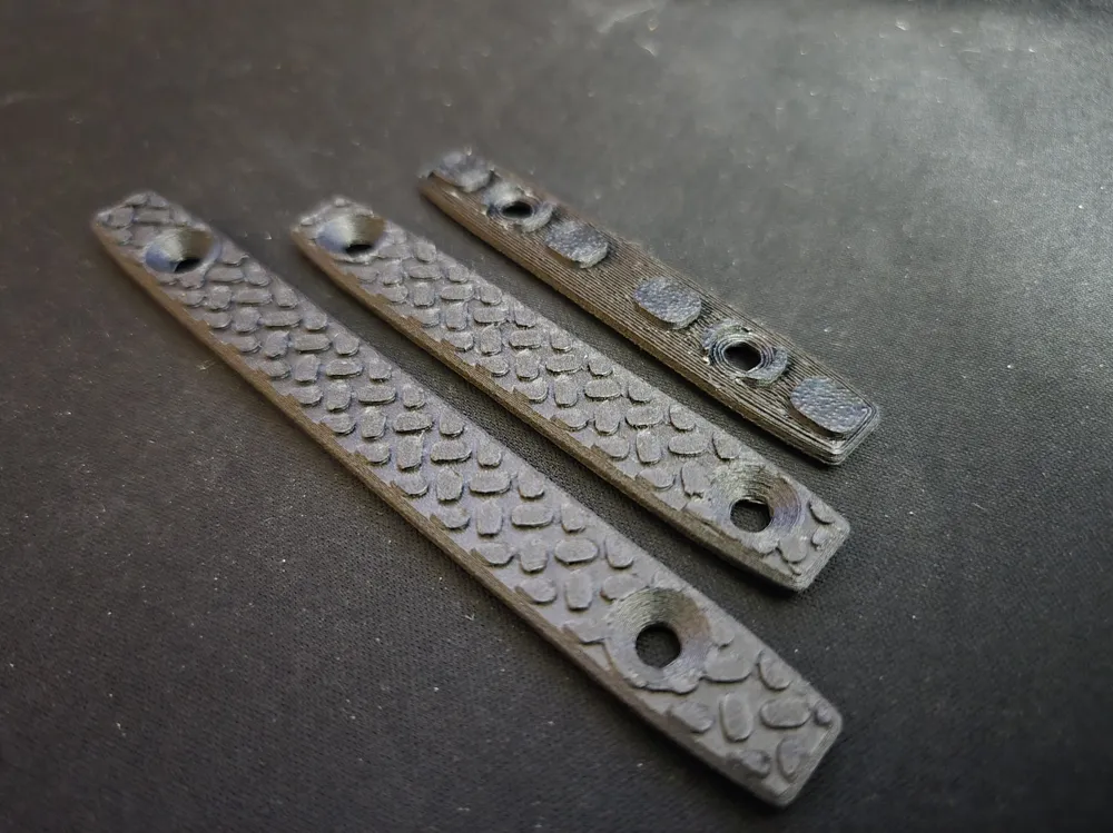 MLOK Skinny Rail Covers - Pill Texture - Free 3D Print Model - MakerWorld