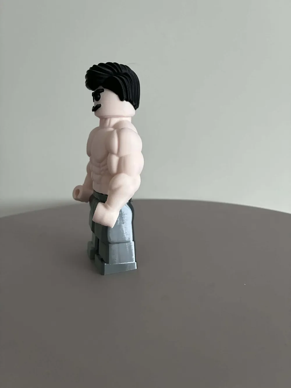 Jacked Bodybuilder Muscle Brick Bro - Free 3D Print Model - MakerWorld