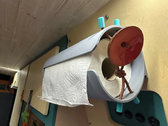 Kitchen Papertowel Roll Holder by PurpleShark - MakerWorld