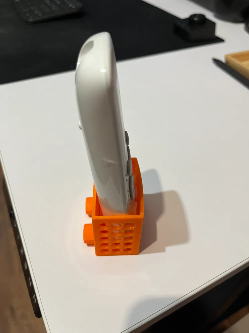Multiboard remote holder - Free 3D Print Model - MakerWorld