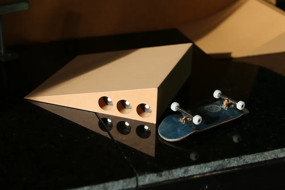 Fingerboard Kicker Ramp - Free 3D Print Model - MakerWorld