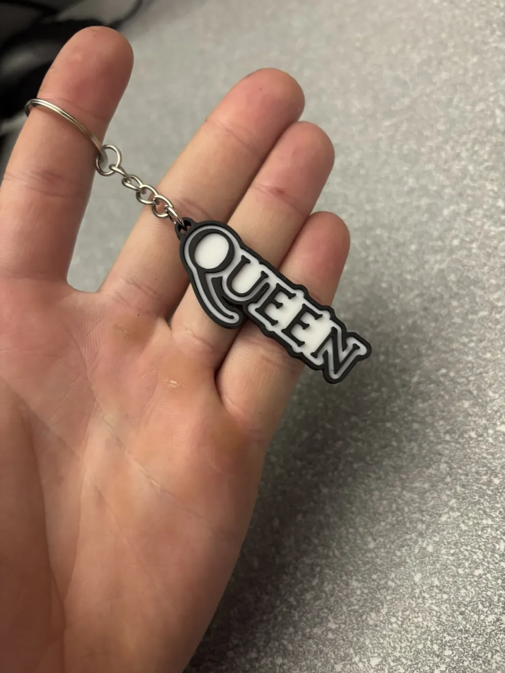 QUEEN Keychain by MORTI$ MakerWorld: Download Free 3D Models