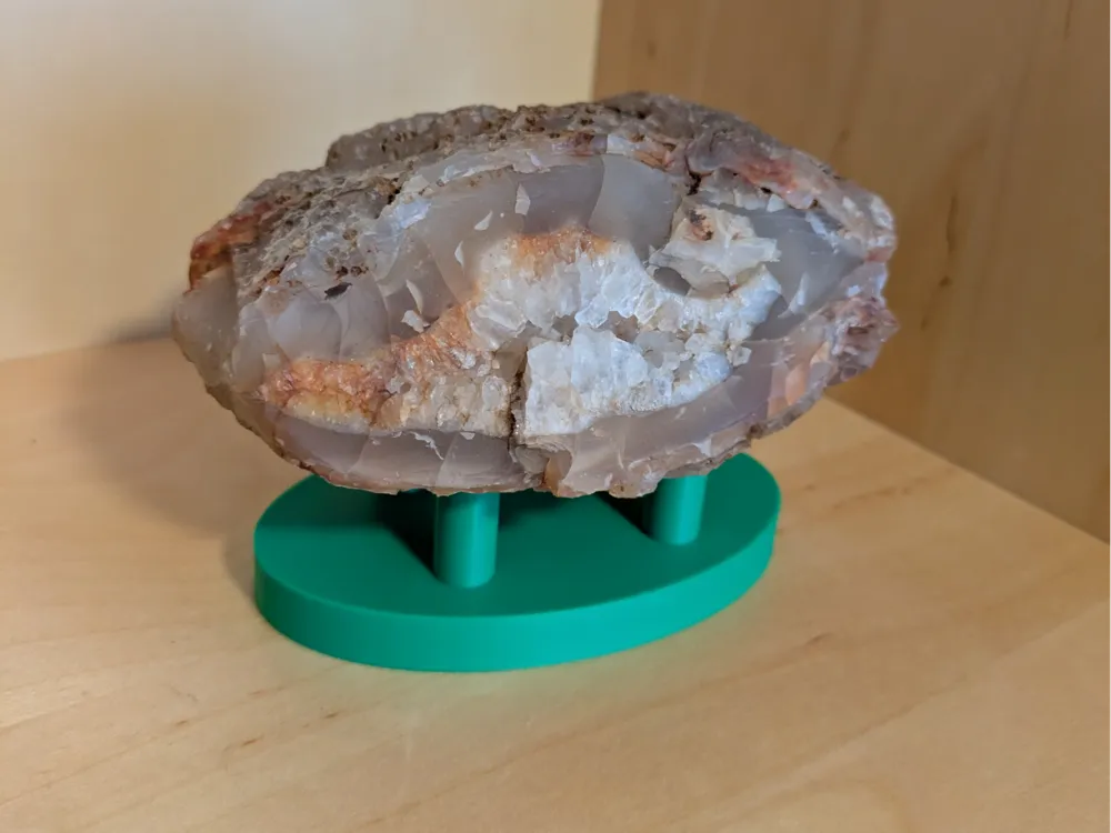 Collectible/Rock display stand by PNW RockhoundMakerWorld: Download ...