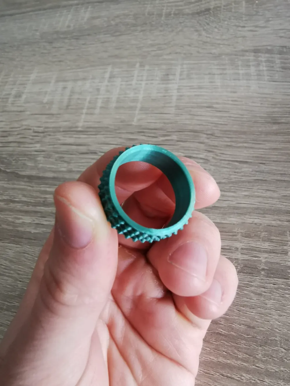Fidget Ring with Sensoric spikes (anxiety/stress) - Free 3D Print Model ...