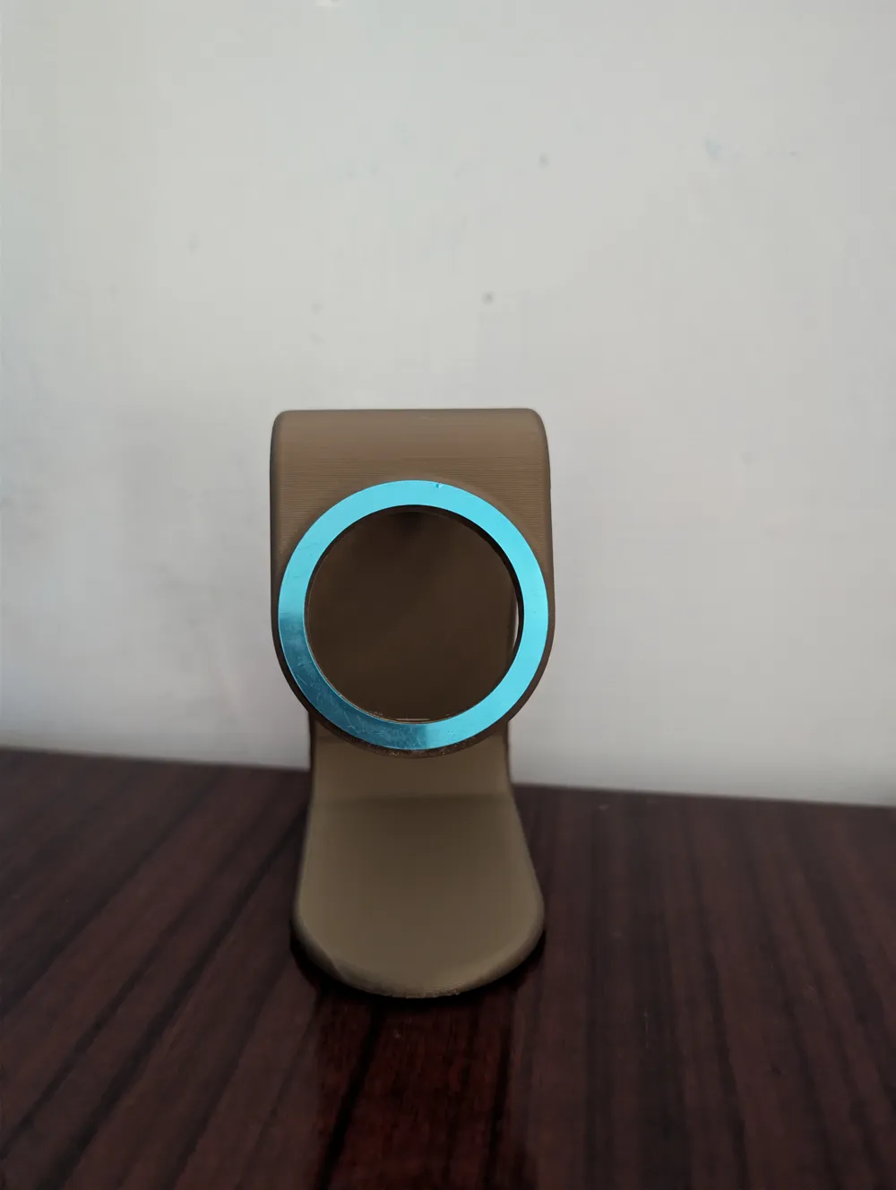 Magsafe support - Free 3D Print Model - MakerWorld
