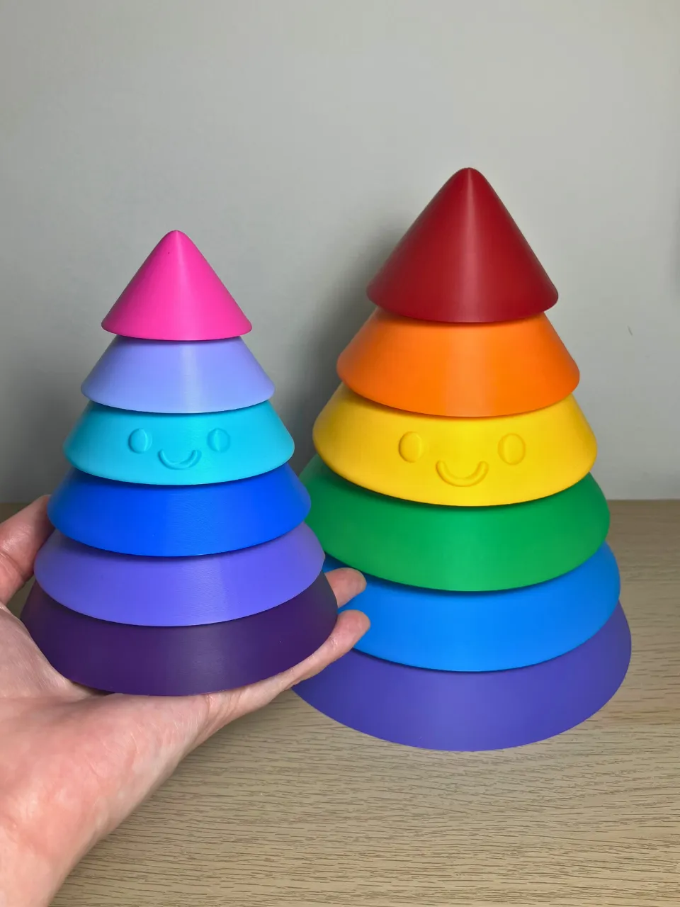 Stacking Christmas Tree Decoration–Holiday Display - Free 3D Print ...