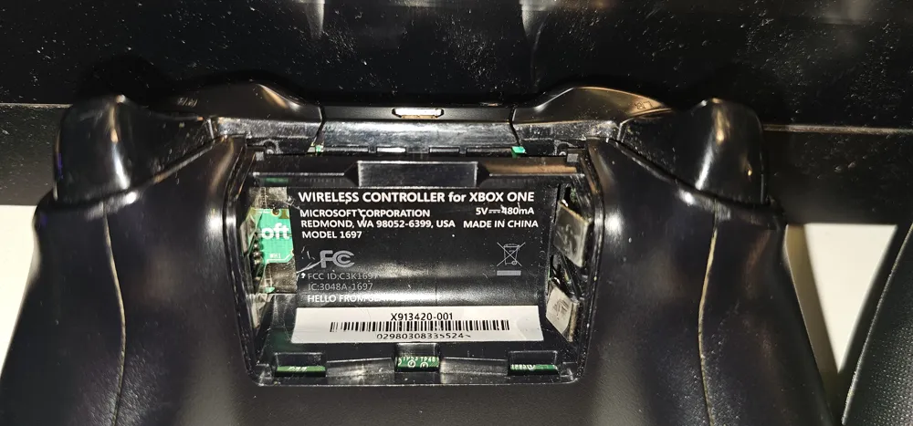 Xbox controller battery cover by jamessonger1988 MakerWorld: Download ...