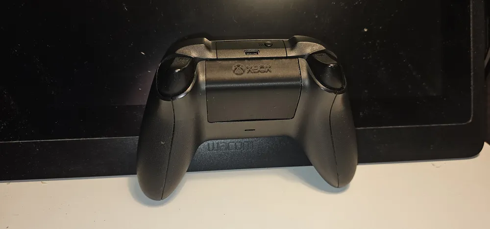 Xbox controller battery cover by jamessonger1988 MakerWorld: Download ...