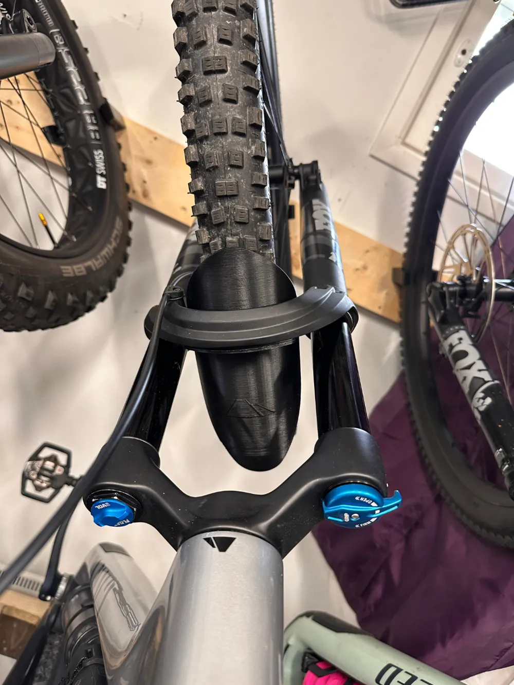 2-part durable and stylish mudguard for FOX 34/36 by Janne - MakerWorld