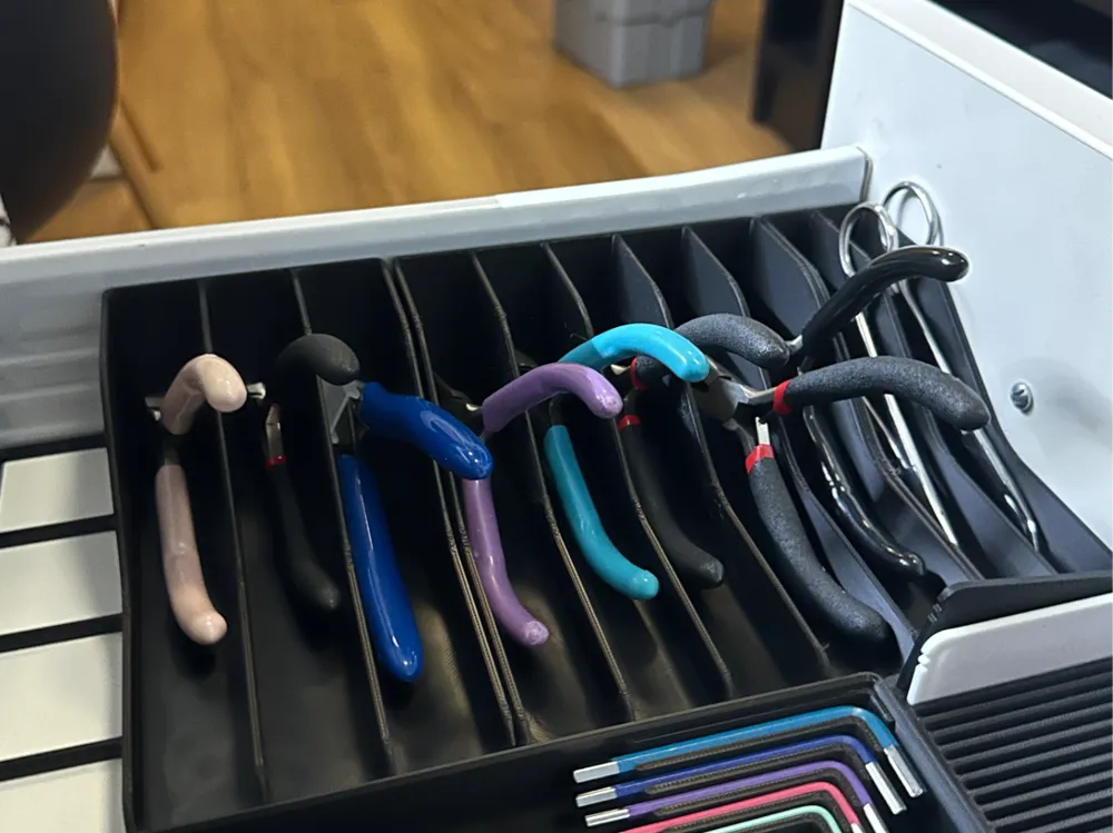 Gridfinity Pliers Rack LIGHT (7 options) - Free 3D Print Model - MakerWorld