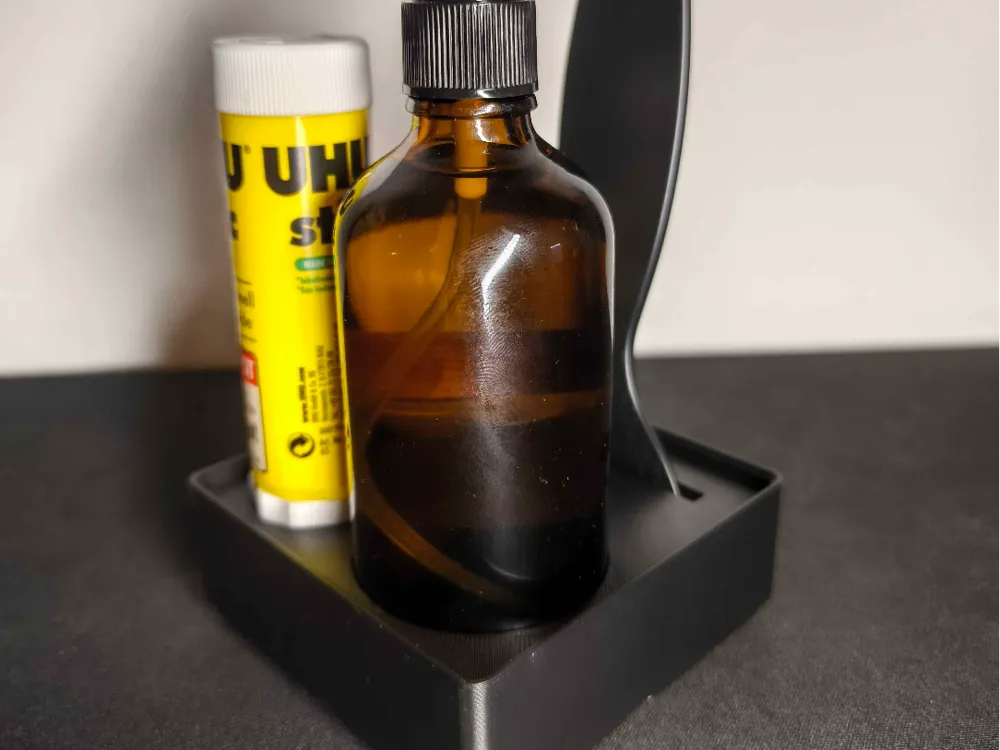 Gridfinity Organizer –IPA/Glue/ Funnel/Scraper - Free 3D Print Model ...