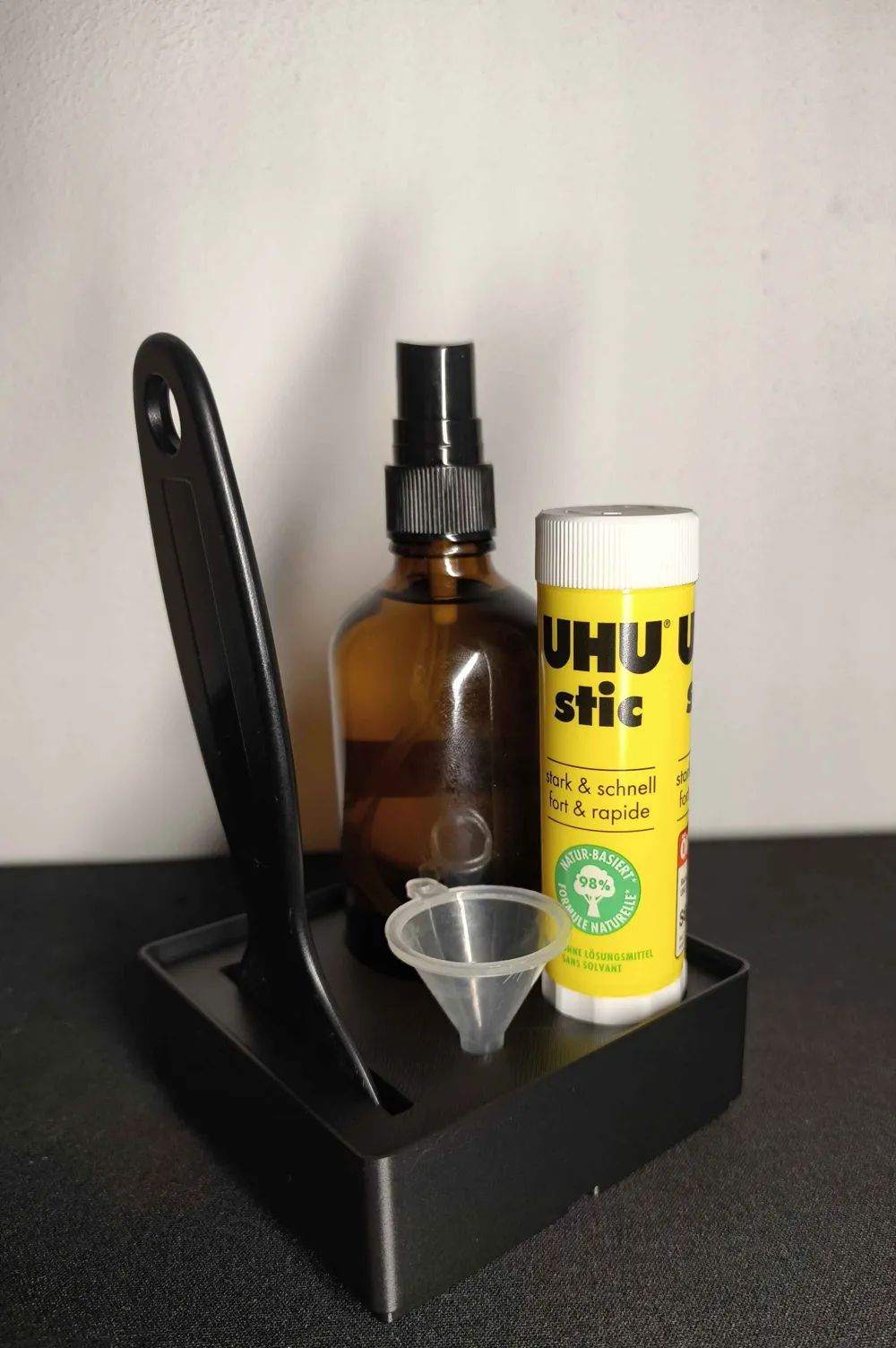 Gridfinity Organizer –IPA/Glue/ Funnel/Scraper - Free 3D Print Model ...