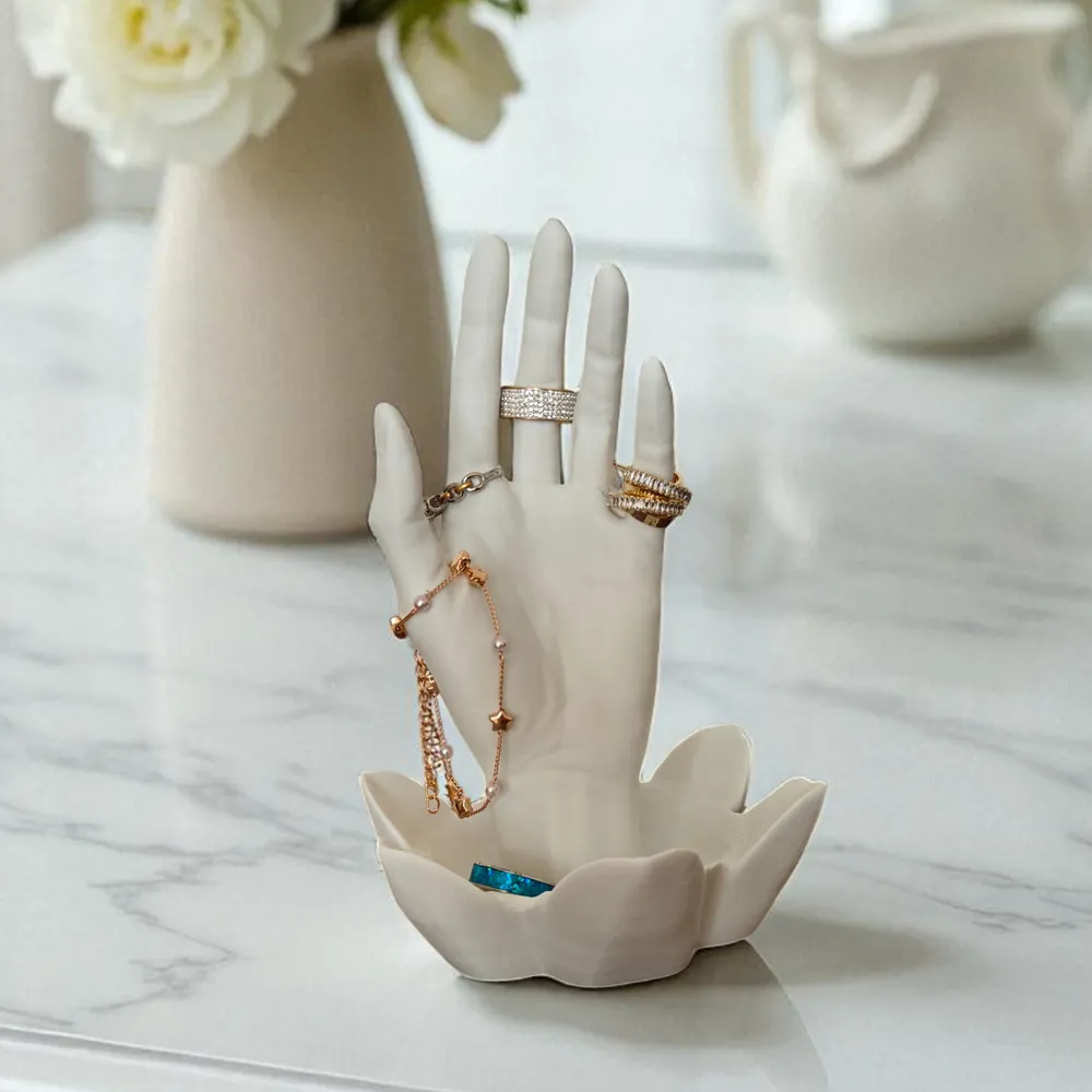 Hand-Shaped Jewelry Stand/Display with Lotus Bowl by MS MakerWorld: Download Free 3D Models
