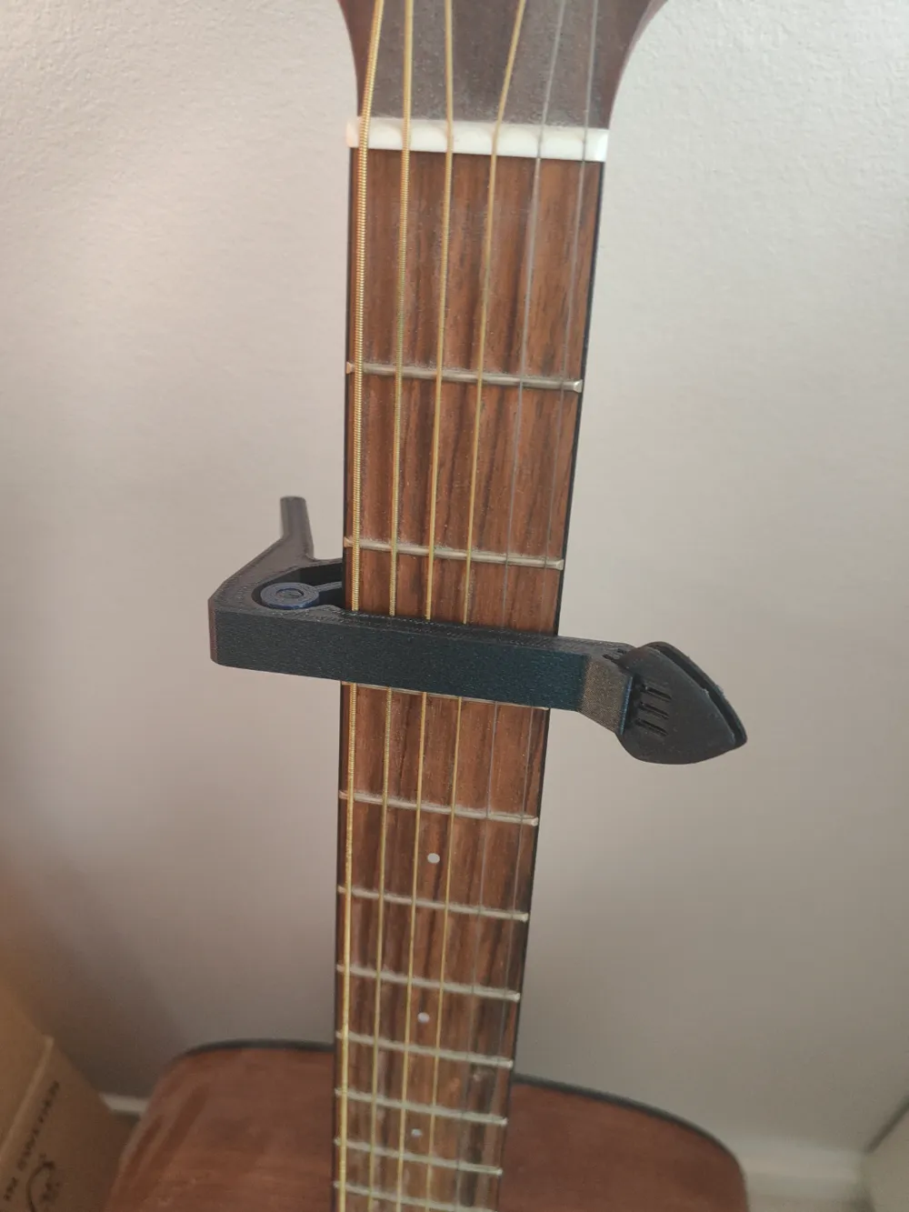 Guitar Capo With Pick Holder by Kevdev - MakerWorld