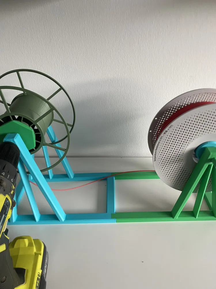 Filament Respooler 100% 3D printed by JSA MakerWorld: Download Free 3D ...