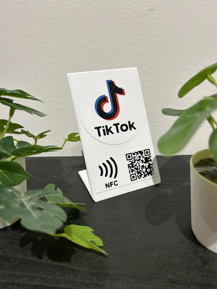 EDITABLE STAND QR CODE/NFC V2 - Free 3D Print Model - MakerWorld