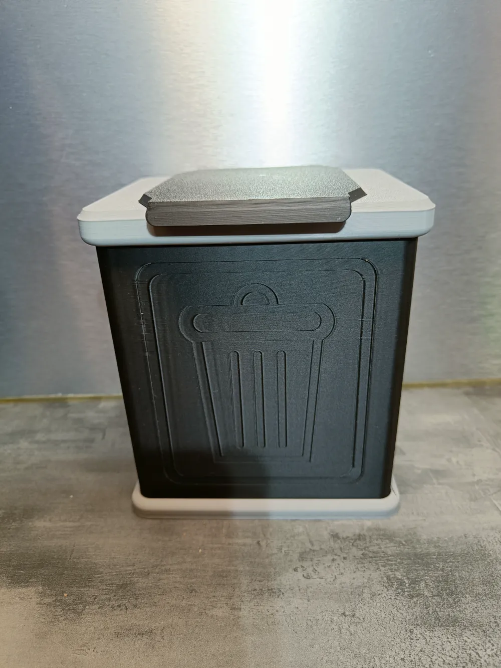 Desktop Garbage Bin - Free 3D Print Model - MakerWorld