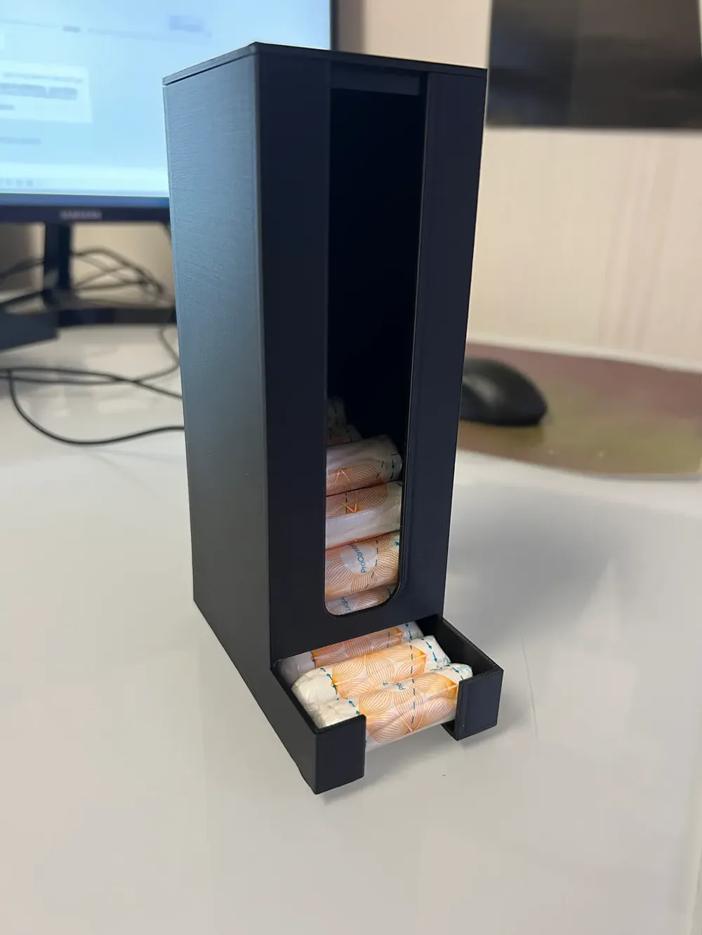 Tampon Dispenser (large) Remixed by StoneCut - MakerWorld