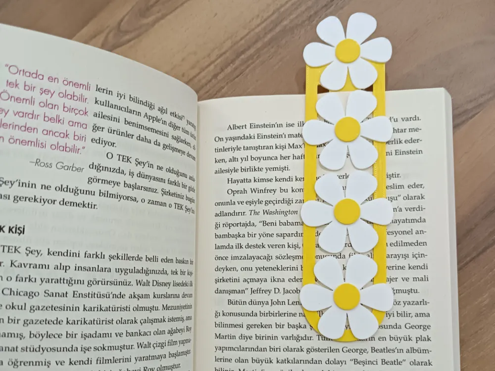 Daisy Flower Bookmark / Book Page Holder - Free 3D Print Model - MakerWorld