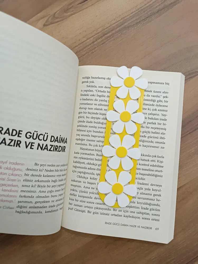 Daisy Flower Bookmark / Book Page Holder - Free 3D Print Model - MakerWorld
