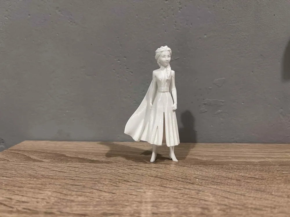 Frozen Elsa figurine - Free 3D Print Model - MakerWorld