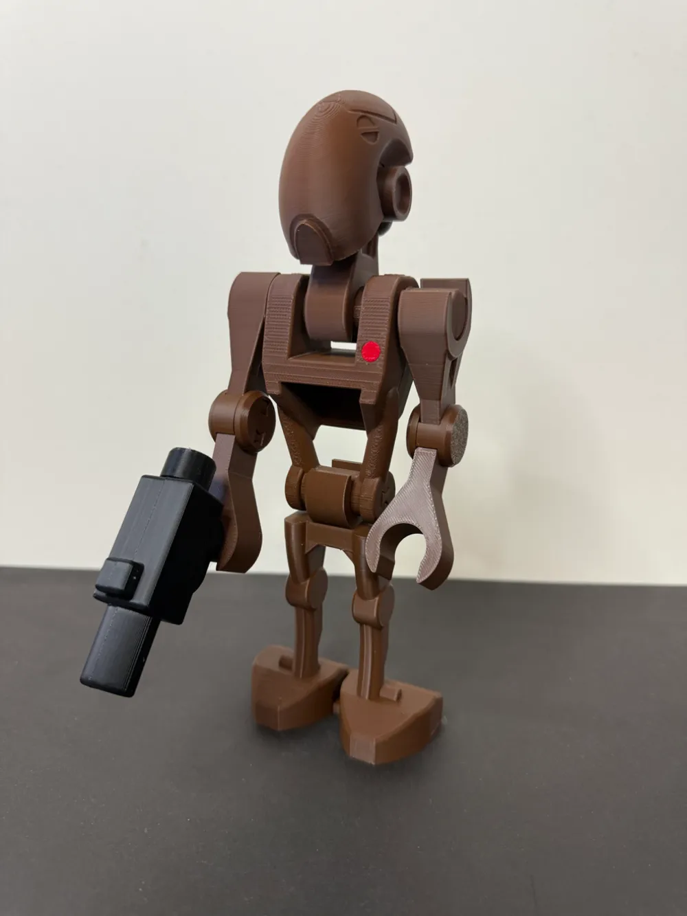 Big Brick Commando Droid 500% no support - Free 3D Print Model - MakerWorld