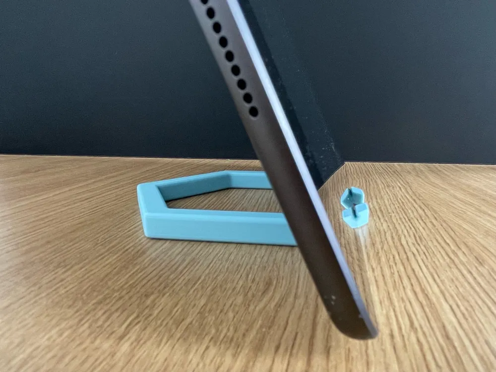 Hexagon iPad/Tablet Stand by mathiasdela - MakerWorld