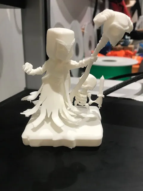 Bruja de Clash Royale - Modelo de impresión 3D gratuito - MakerWorld