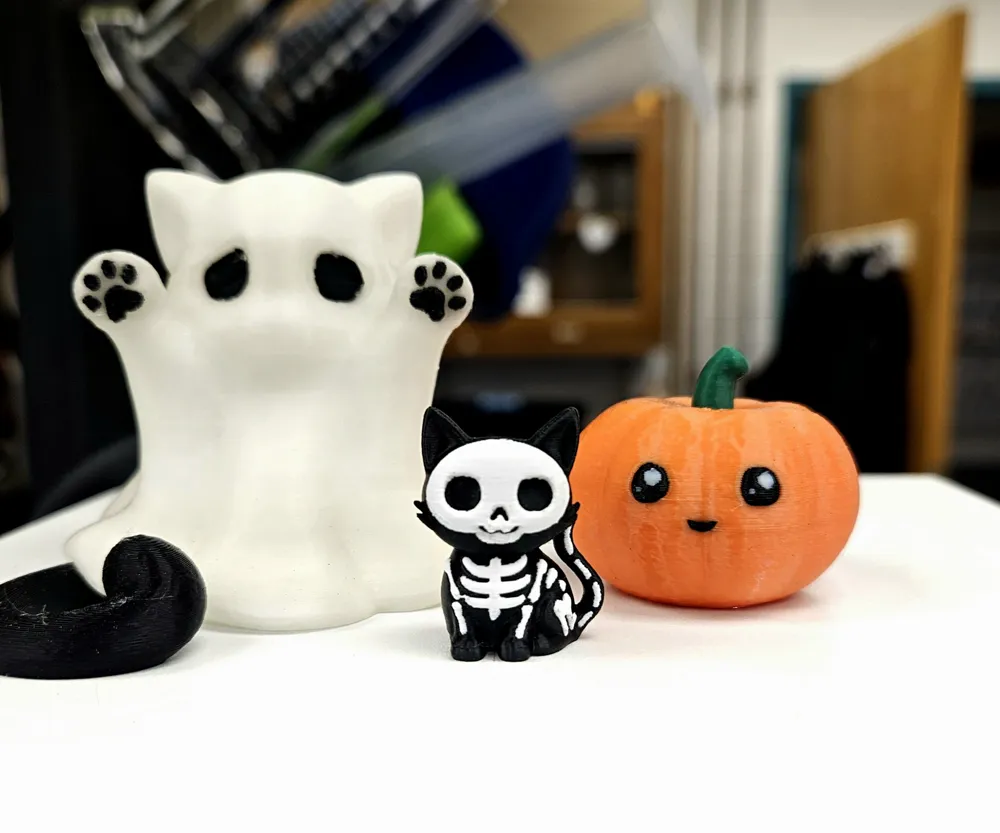 Tiny Cute Skeleton Cat by bovineblitz MakerWorld: Download Free 3D Models