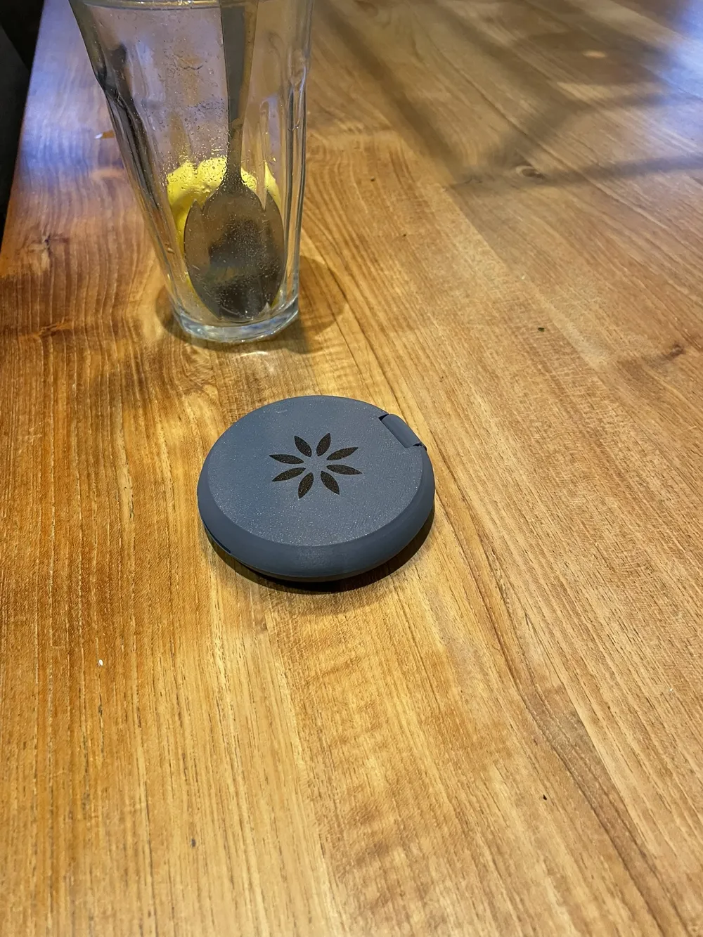 invisalign retainer / braces case by MvdW MakerWorld: Download Free 3D ...