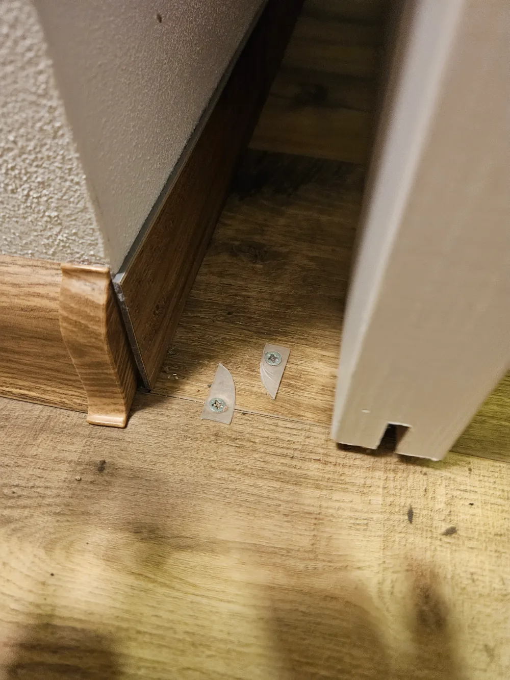 Sliding door guide by Vilík 3D - MakerWorld