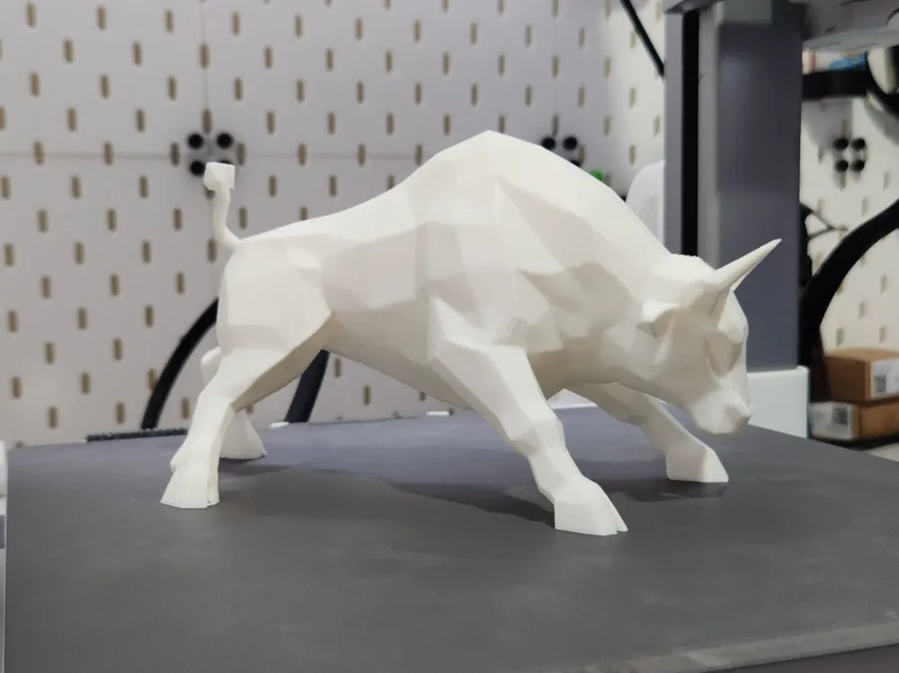 The Bull — Modern Low Poly Symbol of Growth - Free 3D Print Model ...