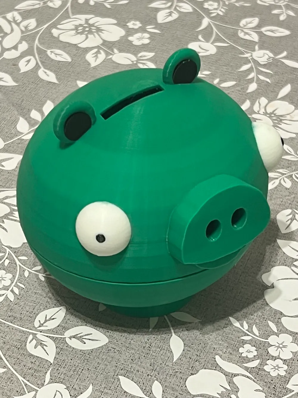 Angry Birds Piggy Bank by philipwaldram - MakerWorld