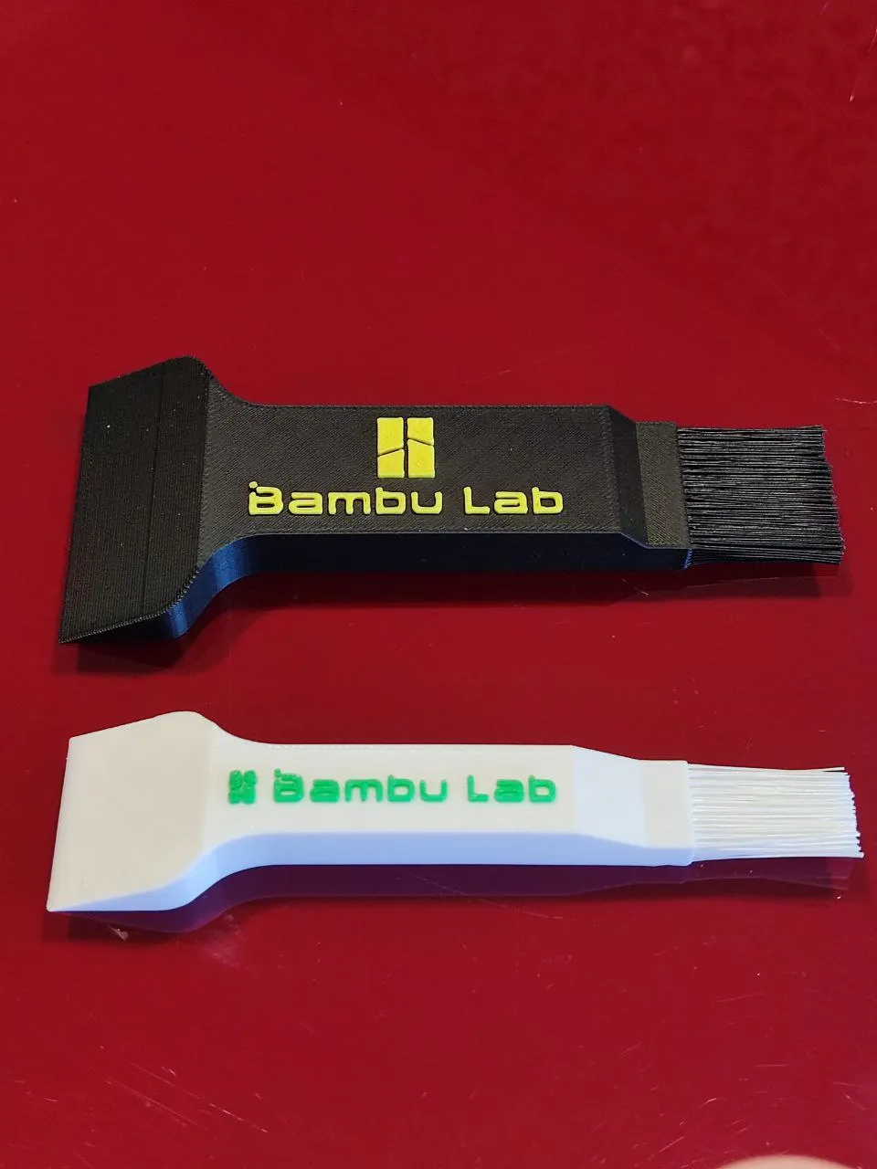 Scraper with brush - Free 3D Print Model - MakerWorld