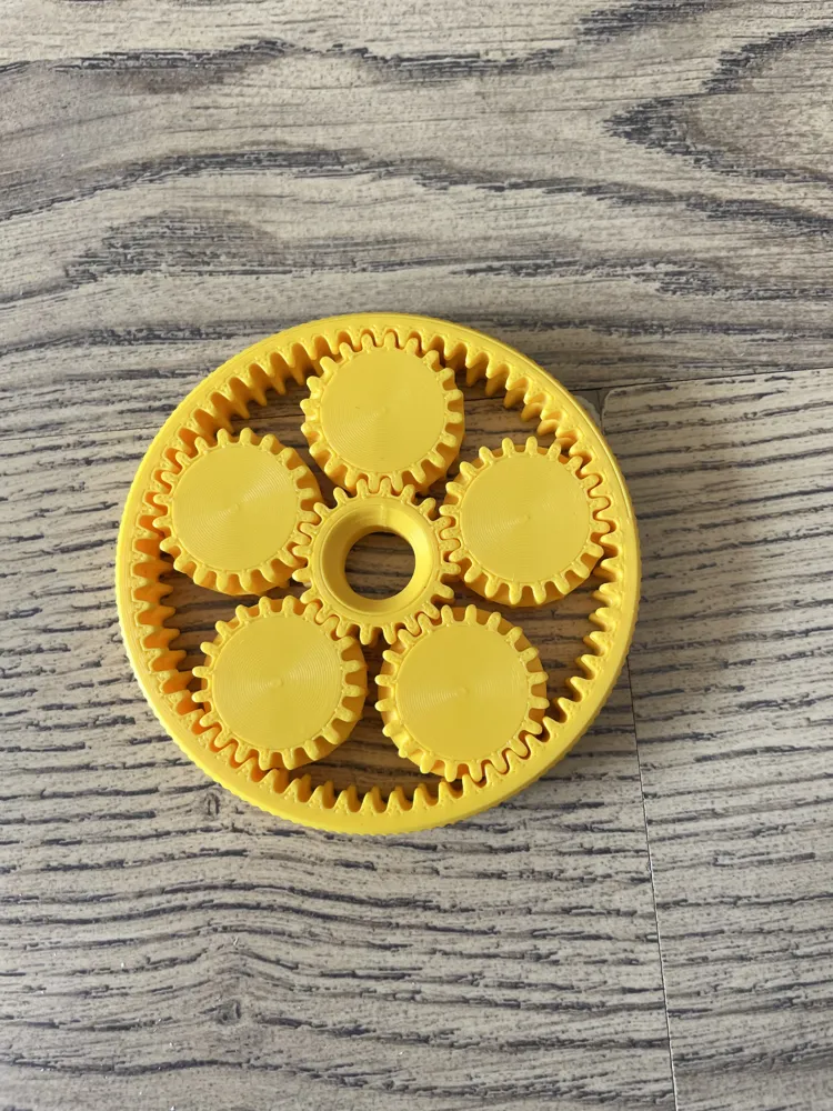 Gear Fidget Spinner - 免费 3D 打印模型 - MakerWorld