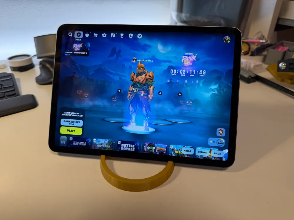 Fortnite Victory Crown Phone Stand - Free 3D Print Model - MakerWorld
