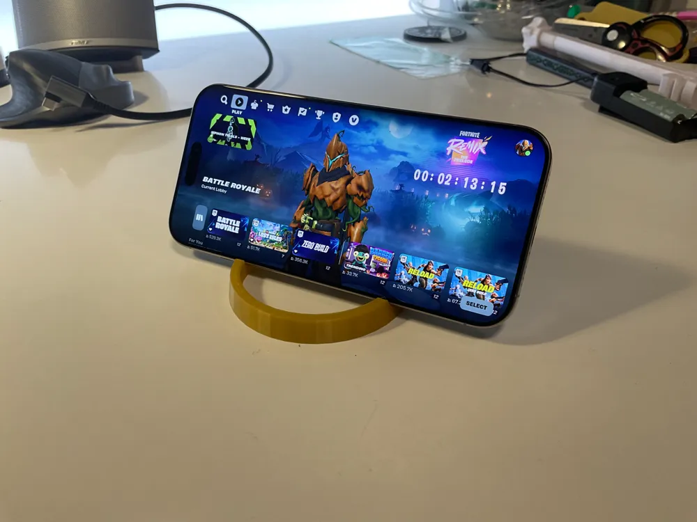 Fortnite Victory Crown Phone Stand - Free 3D Print Model - MakerWorld