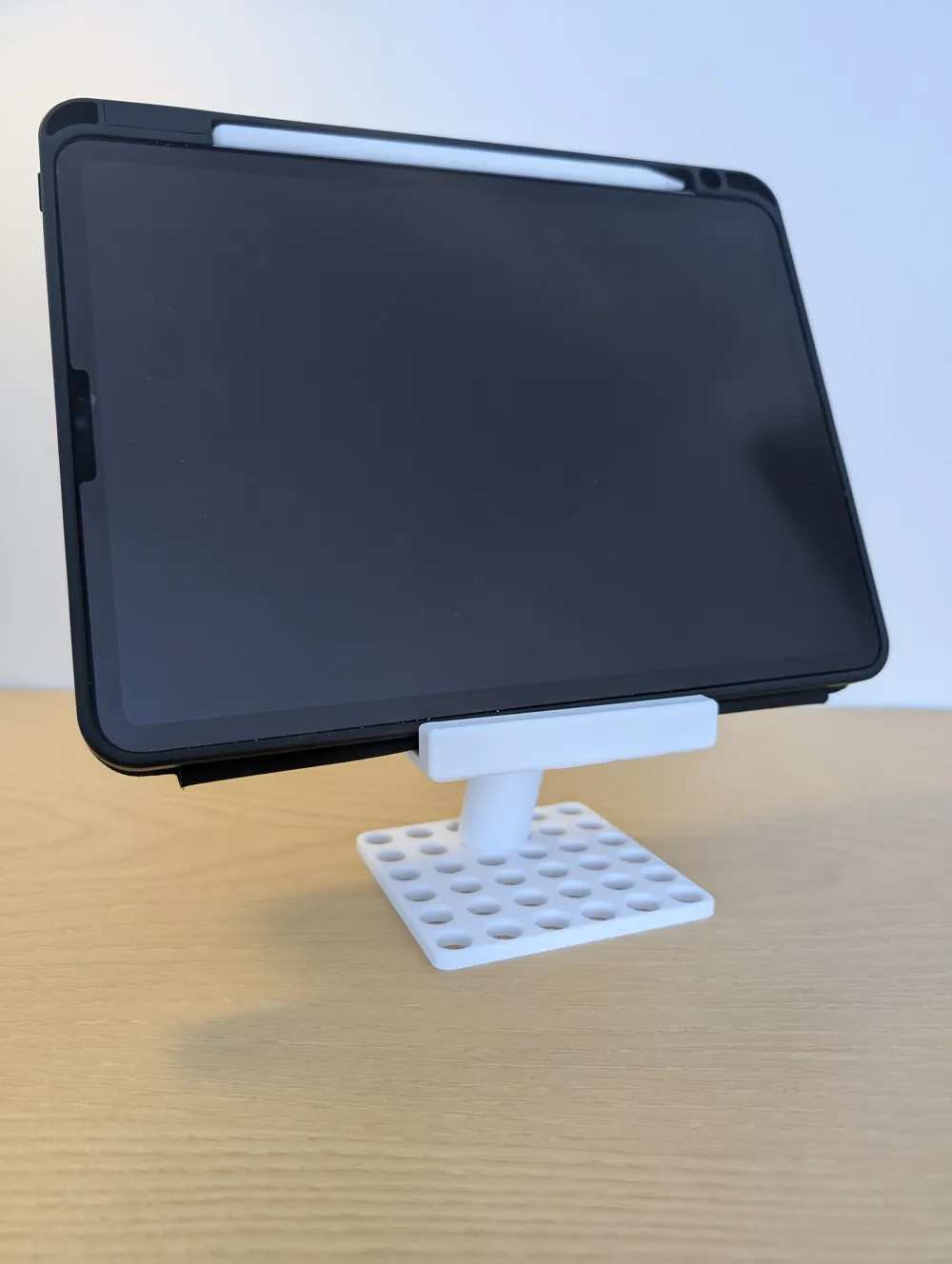 Stackable Phone - Tablet Riser Modular Desk Setup by 3dGoods MakerWorld ...