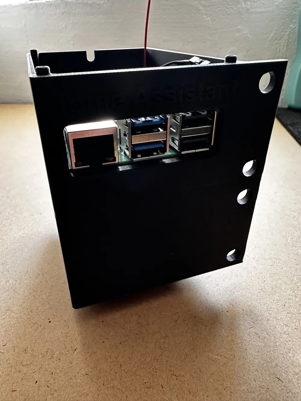 Rack Mount Raspberry Pi Server Enclosure by André M. MakerWorld ...